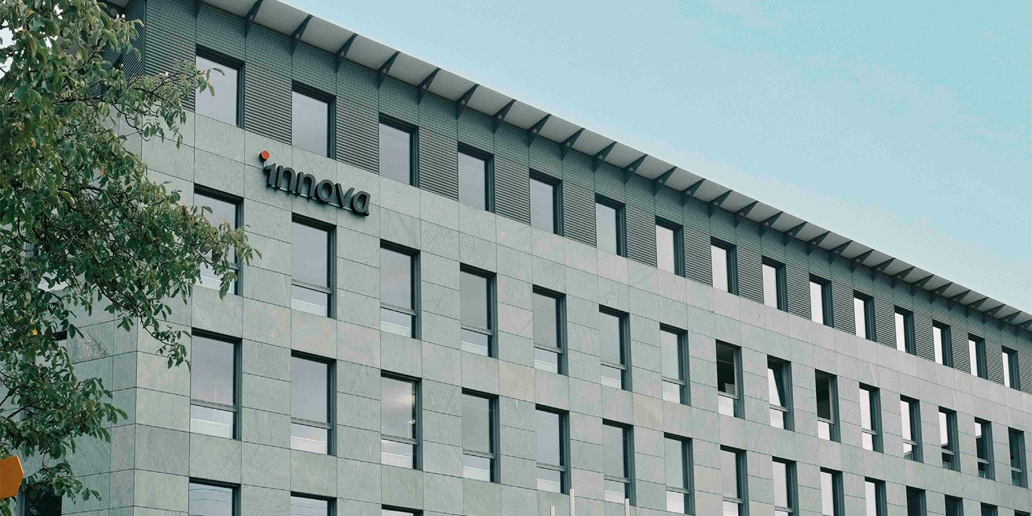 «Bei Abacus hat man alles in einem» - innova Versicherungen AG